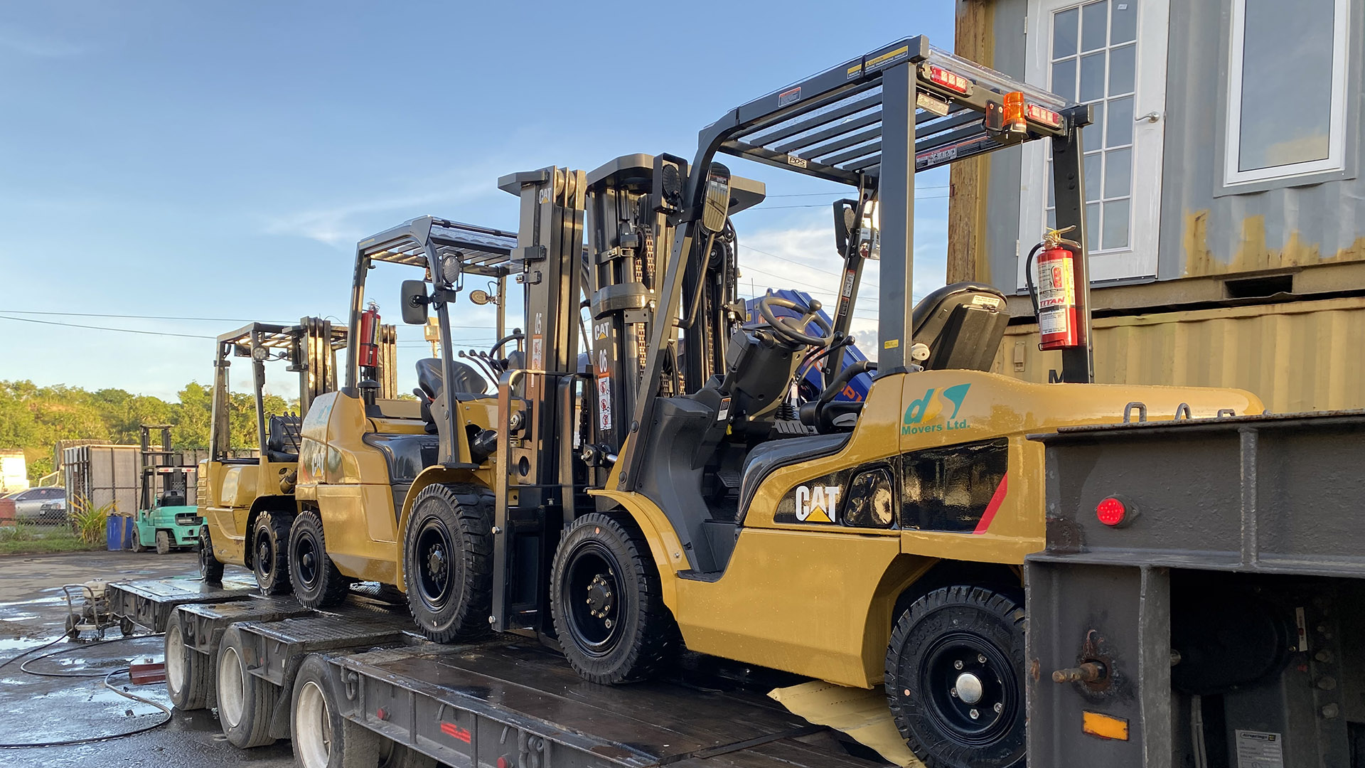 Equipment Rentals - DS Movers